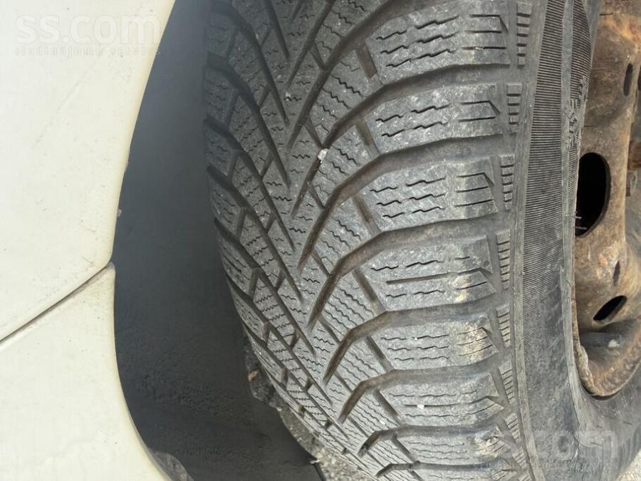 Balts Volkswagen Polo 2013 Rīga, ar dzinēja tilpumu 1.20 L un nobraukumu 317 tūkst. km par 1200 €, foto 15 vietnē AUTOMOTO.COM.LV