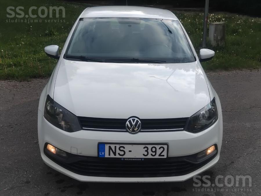 Balts Volkswagen Polo 2014 Tukums, ar dzinēja tilpumu 1.40 L un nobraukumu 181 tūkst. km par 4699 €, foto 3 vietnē AUTOMOTO.COM.LV