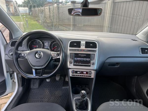 Balts Volkswagen Polo 2014 Rīga, ar dzinēja tilpumu 1.40 L un nobraukumu 280 tūkst. km par 4900 €, foto 7 vietnē AUTOMOTO.COM.LV