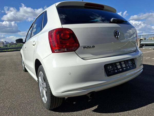 Balts Volkswagen Polo 2014 Viļņa, ar dzinēja tilpumu 1.60 L un nobraukumu 218 tūkst. km par 4990 €, foto 4 vietnē AUTOMOTO.COM.LV