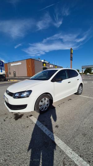 Balts Volkswagen Polo 2014 Tallina, ar dzinēja tilpumu 1.20 L un nobraukumu 183 tūkst. km par 3100 €, foto 5 vietnē AUTOMOTO.COM.LV