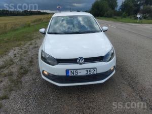 Balts Volkswagen Polo 2014 Tukums, ar dzinēja tilpumu 1.40 L un nobraukumu 182 tūkst. km par 4799 €, foto  vietnē AUTOMOTO.COM.LV