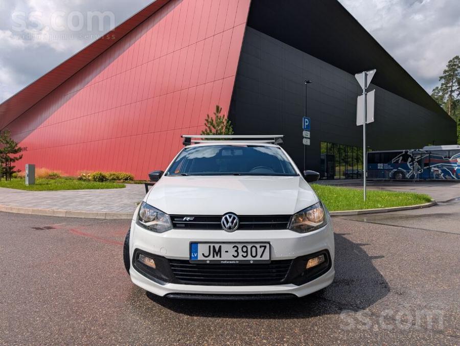 Balts Volkswagen Polo 2014 Ogre, ar dzinēja tilpumu 1.40 L un nobraukumu 149 tūkst. km par 6900 €, foto 3 vietnē AUTOMOTO.COM.LV