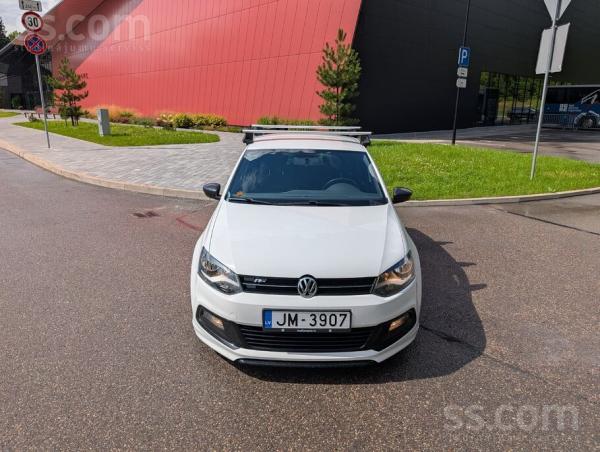 Balts Volkswagen Polo 2014 Ogre, ar dzinēja tilpumu 1.40 L un nobraukumu 149 tūkst. km par 6900 €, foto 3 vietnē AUTOMOTO.COM.LV