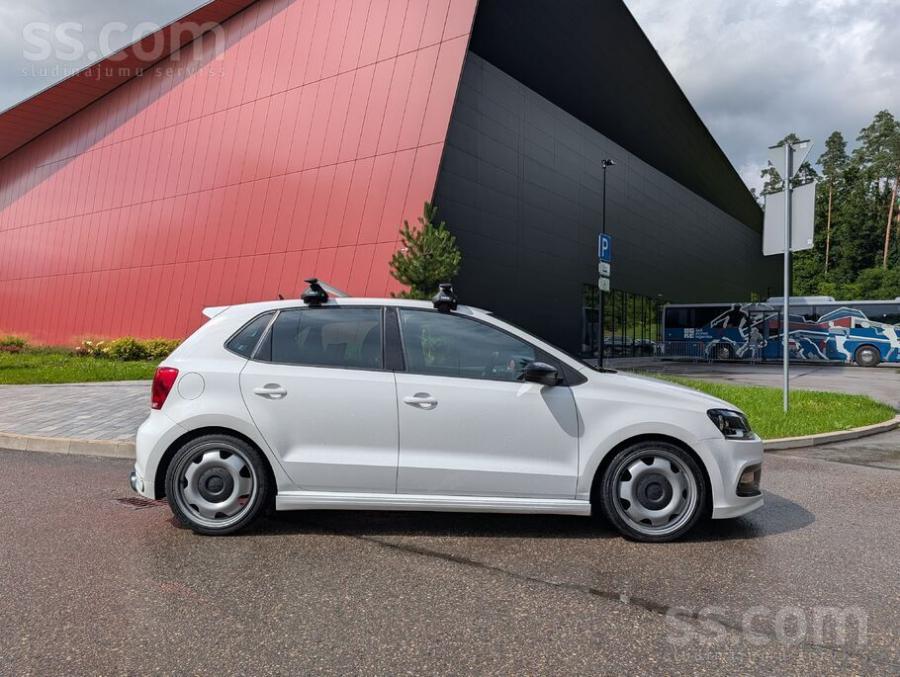 Balts Volkswagen Polo 2014 Ogre, ar dzinēja tilpumu 1.40 L un nobraukumu 149 tūkst. km par 6900 €, foto 6 vietnē AUTOMOTO.COM.LV