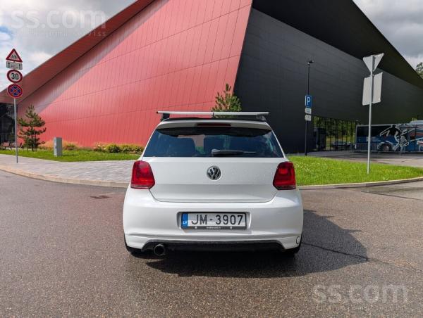 Balts Volkswagen Polo 2014 Ogre, ar dzinēja tilpumu 1.40 L un nobraukumu 149 tūkst. km par 6900 €, foto 6 vietnē AUTOMOTO.COM.LV