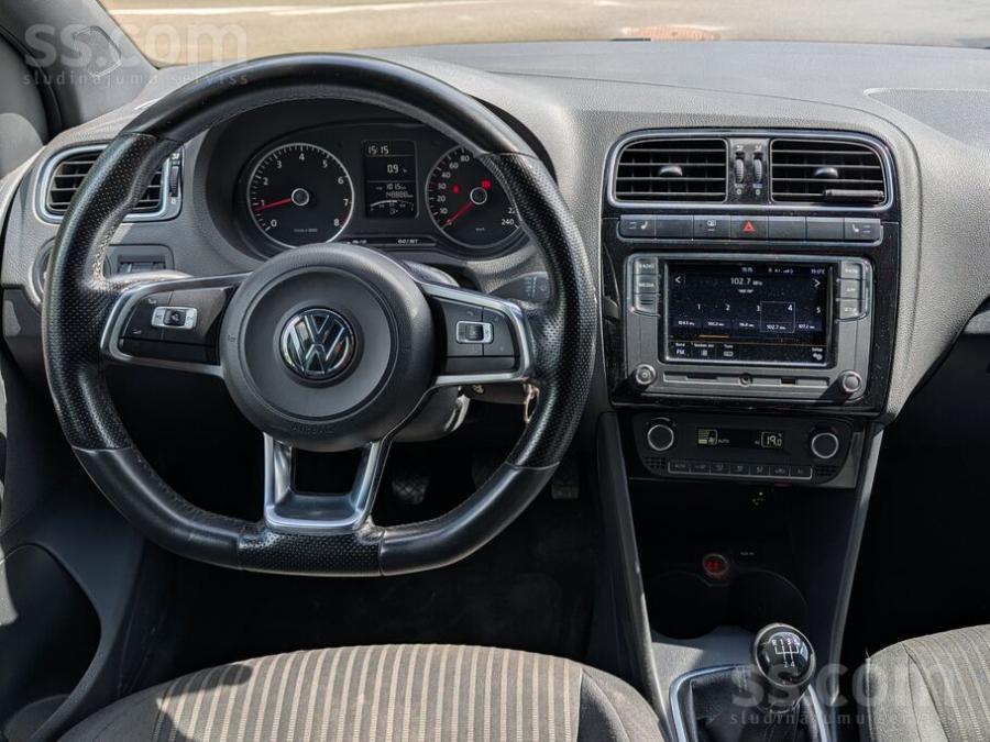 Balts Volkswagen Polo 2014 Ogre, ar dzinēja tilpumu 1.40 L un nobraukumu 149 tūkst. km par 6900 €, foto 9 vietnē AUTOMOTO.COM.LV