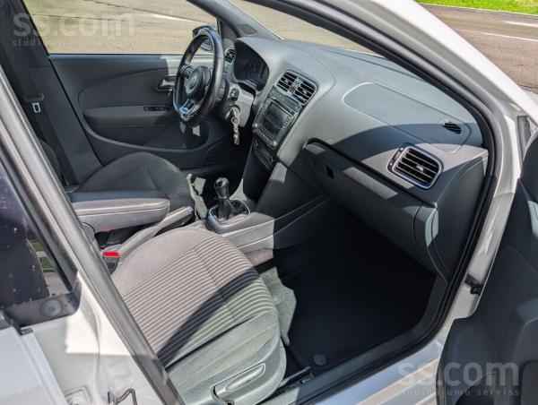 Balts Volkswagen Polo 2014 Ogre, ar dzinēja tilpumu 1.40 L un nobraukumu 149 tūkst. km par 6900 €, foto 10 vietnē AUTOMOTO.COM.LV