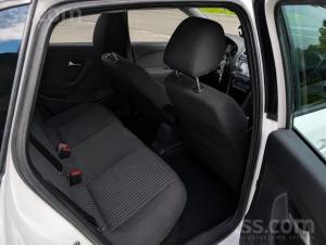 Balts Volkswagen Polo 2014 Ogre, ar dzinēja tilpumu 1.40 L un nobraukumu 149 tūkst. km par 6900 €, foto 13 vietnē AUTOMOTO.COM.LV