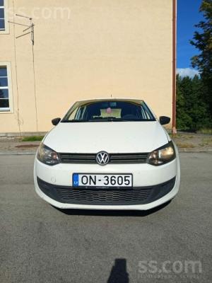White Volkswagen Polo 2014 in Balvi, with an engine capacity of 1.20 L and mileage of 307 thousand km for 1500 €, photo  on AUTOMOTO.COM.LV