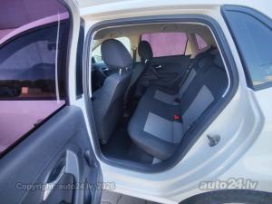 Balts Volkswagen Polo 2014 Pērnava, ar dzinēja tilpumu 1.20 L un nobraukumu 184 tūkst. km par 2900 €, foto 11 vietnē AUTOMOTO.COM.LV