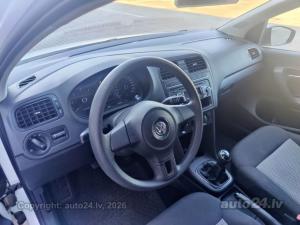 Balts Volkswagen Polo 2014 Pērnava, ar dzinēja tilpumu 1.20 L un nobraukumu 184 tūkst. km par 2900 €, foto 13 vietnē AUTOMOTO.COM.LV