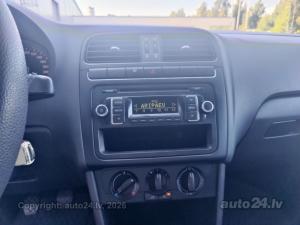 Balts Volkswagen Polo 2014 Pērnava, ar dzinēja tilpumu 1.20 L un nobraukumu 184 tūkst. km par 2900 €, foto 18 vietnē AUTOMOTO.COM.LV