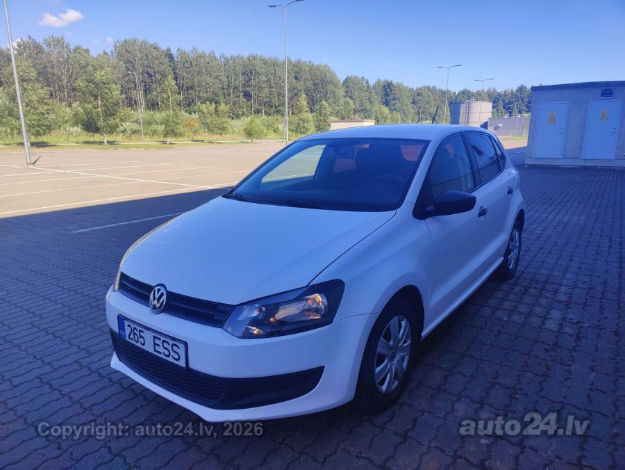 Balts Volkswagen Polo 2014 Pērnava, ar dzinēja tilpumu 1.20 L un nobraukumu 184 tūkst. km par 2900 €, foto 28 vietnē AUTOMOTO.COM.LV