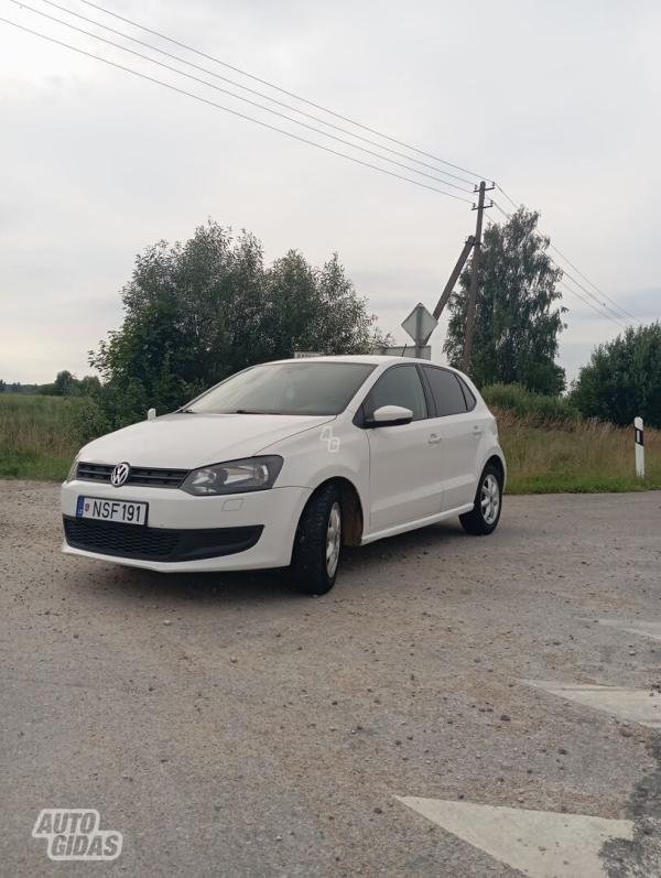 Volkswagen Polo 2014 Kazlų Rūda vietnē Balts Volkswagen Polo 2014 Kazlų Rūda, ar dzinēja tilpumu 1.20 L un nobraukumu 283 tūkst. km par 2349 €, foto 5 vietnē AUTOMOTO.COM.LV