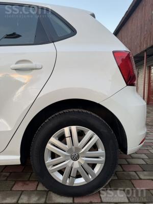 White Volkswagen Polo 2015 in Riga, with an engine capacity of 1.40 L and mileage of 261 thousand km for 4500 €, photo 13 on AUTOMOTO.COM.LV