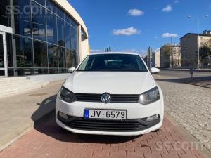 Белый Фольксваген Поло 2015 в Даугавпилс, объемом двигателя 1.40 л и пробегом 278 тыс. км за 3700 €, фото 3 на AUTOMOTO.COM.LV