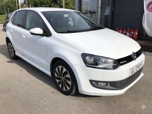 White Volkswagen Polo 2015 in Klaipeda, with an engine capacity of 1.40 L and mileage of 177 thousand km for 4950 €, photo 4 on AUTOMOTO.COM.LV
