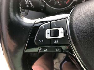 White Volkswagen Polo 2015 in Klaipeda, with an engine capacity of 1.40 L and mileage of 177 thousand km for 4950 €, photo 17 on AUTOMOTO.COM.LV