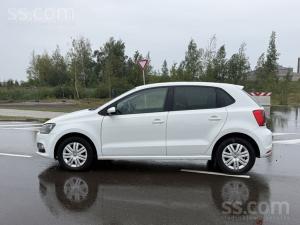 Белый Фольксваген Поло 2015 в Лиепая, объемом двигателя 1.40 л и пробегом 220 тыс. км за 6500 €, фото 7 на AUTOMOTO.COM.LV