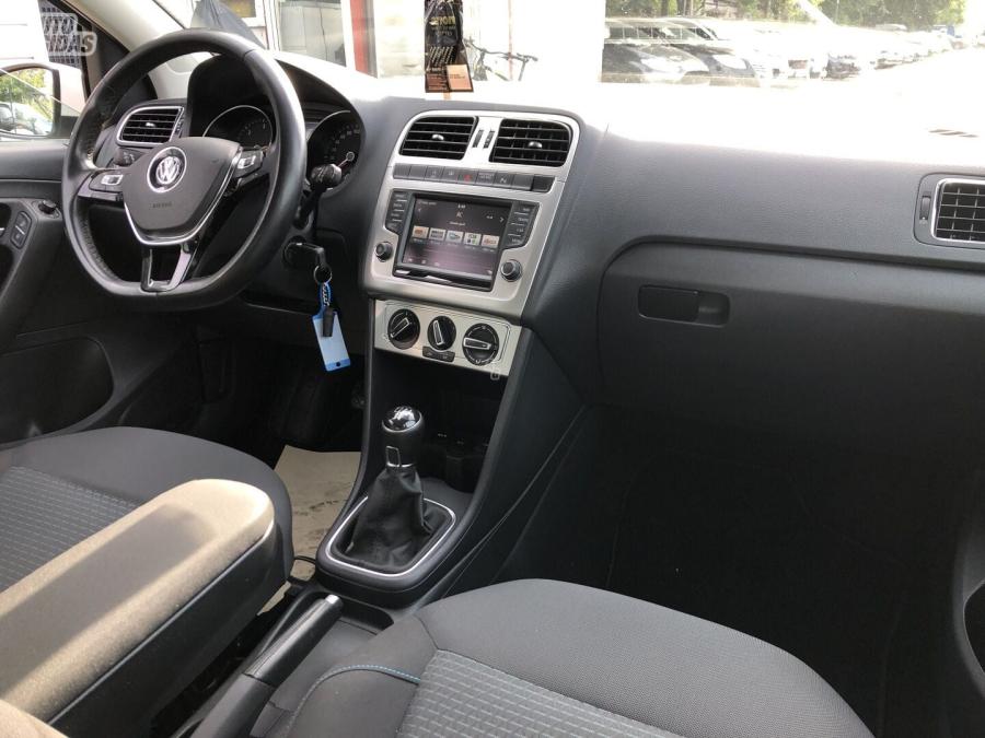 Balts Volkswagen Polo 2015 Klaipėda, ar dzinēja tilpumu 1.40 L un nobraukumu 177 tūkst. km par 4950 €, foto 11 vietnē AUTOMOTO.COM.LV