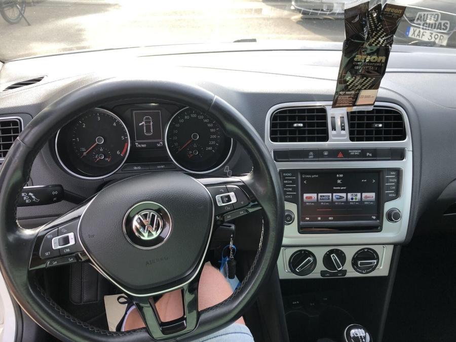 Balts Volkswagen Polo 2015 Klaipėda, ar dzinēja tilpumu 1.40 L un nobraukumu 177 tūkst. km par 4950 €, foto 15 vietnē AUTOMOTO.COM.LV