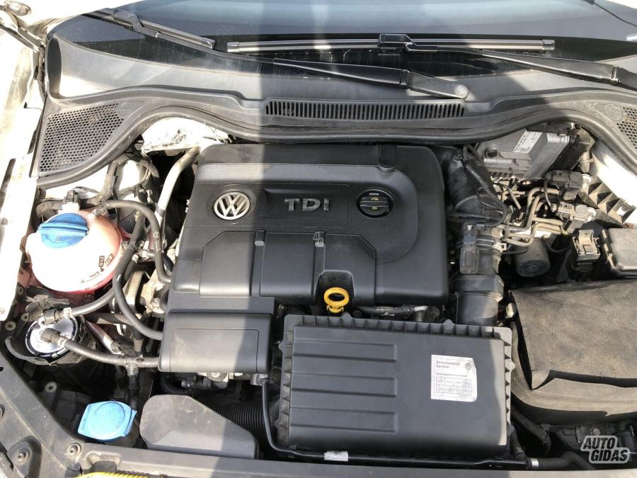 Balts Volkswagen Polo 2015 Klaipėda, ar dzinēja tilpumu 1.40 L un nobraukumu 177 tūkst. km par 4950 €, foto 20 vietnē AUTOMOTO.COM.LV