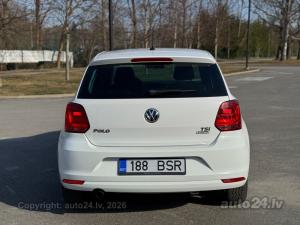 White Volkswagen Polo 2016 in Tallinn, with an engine capacity of 1.20 L and mileage of 104 thousand km for 5490 €, photo 3 on AUTOMOTO.COM.LV