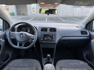 White Volkswagen Polo 2016 in Tallinn, with an engine capacity of 1.20 L and mileage of 104 thousand km for 5490 €, photo 12 on AUTOMOTO.COM.LV