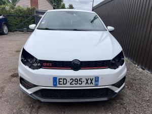 Balts Volkswagen Polo 2016 Kauņa, ar dzinēja tilpumu 1.80 L un nobraukumu 96 tūkst. km par 8500 €, foto  vietnē AUTOMOTO.COM.LV