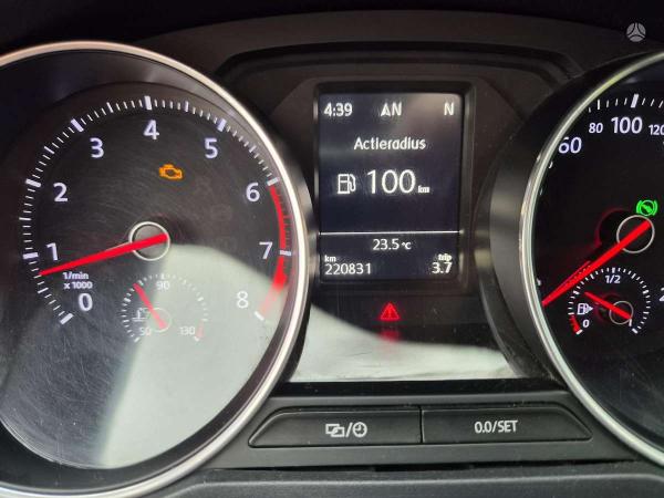 Balts Volkswagen Polo 2016 Utena, ar dzinēja tilpumu 1.80 L un nobraukumu 221 tūkst. km par 7000 €, foto 10 vietnē AUTOMOTO.COM.LV