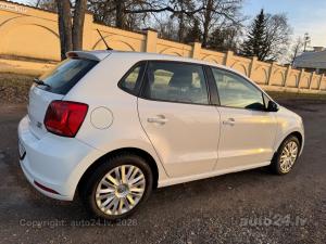 White Volkswagen Polo 2017 in Tartu, with an engine capacity of 1.20 L and mileage of 65 thousand km for 5300 €, photo 7 on AUTOMOTO.COM.LV
