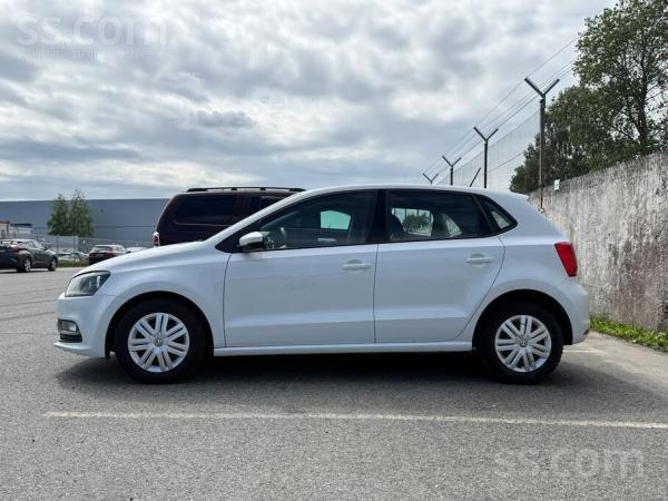 White Volkswagen Polo 2017 in Riga, with an engine capacity of 1.40 L and mileage of 200 thousand km for 4900 €, photo 3 on AUTOMOTO.COM.LV