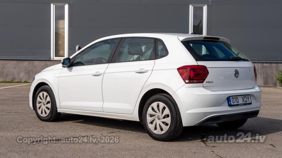 Balts Volkswagen Polo 2018 Tallina, ar dzinēja tilpumu 1.60 L un nobraukumu 199 tūkst. km par 6000 €, foto 6 vietnē AUTOMOTO.COM.LV