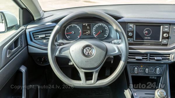 Balts Volkswagen Polo 2018 Tallina, ar dzinēja tilpumu 1.60 L un nobraukumu 199 tūkst. km par 6000 €, foto 6 vietnē AUTOMOTO.COM.LV