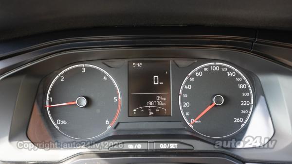 Balts Volkswagen Polo 2018 Tallina, ar dzinēja tilpumu 1.60 L un nobraukumu 199 tūkst. km par 6000 €, foto 10 vietnē AUTOMOTO.COM.LV