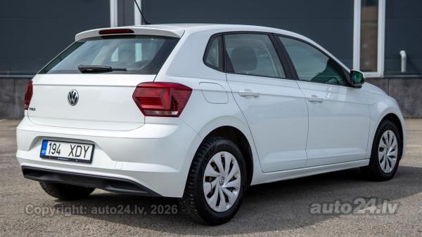Balts Volkswagen Polo 2018 Tallina, ar dzinēja tilpumu 1.60 L un nobraukumu 324 tūkst. km par 5000 €, foto 4 vietnē AUTOMOTO.COM.LV