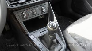 Balts Volkswagen Polo 2018 Tallina, ar dzinēja tilpumu 1.60 L un nobraukumu 324 tūkst. km par 5000 €, foto 15 vietnē AUTOMOTO.COM.LV