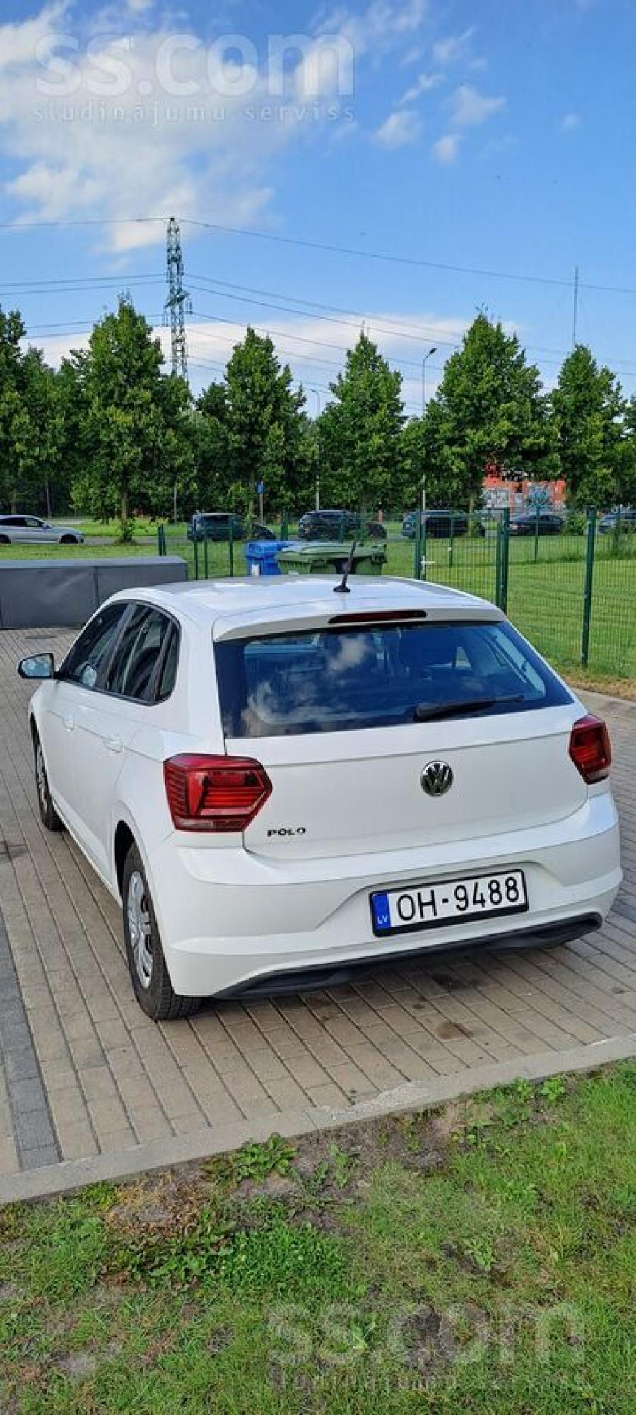 Balts Volkswagen Polo 2018 Rīga, ar dzinēja tilpumu 1.00 L un nobraukumu 207 tūkst. km par 5500 €, foto 5 vietnē AUTOMOTO.COM.LV