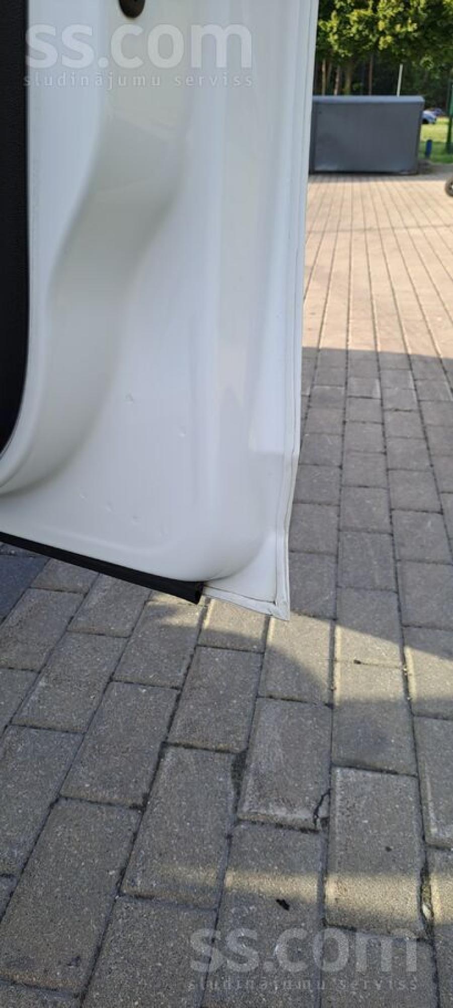 Balts Volkswagen Polo 2018 Rīga, ar dzinēja tilpumu 1.00 L un nobraukumu 207 tūkst. km par 5500 €, foto 11 vietnē AUTOMOTO.COM.LV