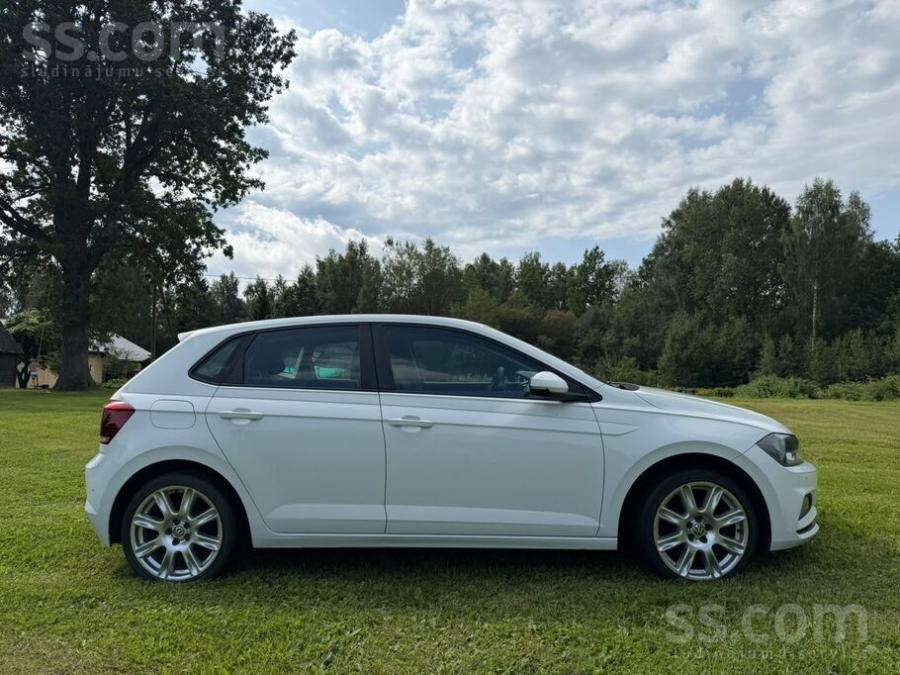 Balts Volkswagen Polo 2018 Ogre, ar dzinēja tilpumu 1.60 L un nobraukumu 211 tūkst. km par 8200 €, foto 4 vietnē AUTOMOTO.COM.LV