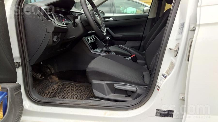 Balts Volkswagen Polo 2018 Rīga, ar dzinēja tilpumu 1.00 L un nobraukumu 118 tūkst. km par 5500 €, foto 6 vietnē AUTOMOTO.COM.LV
