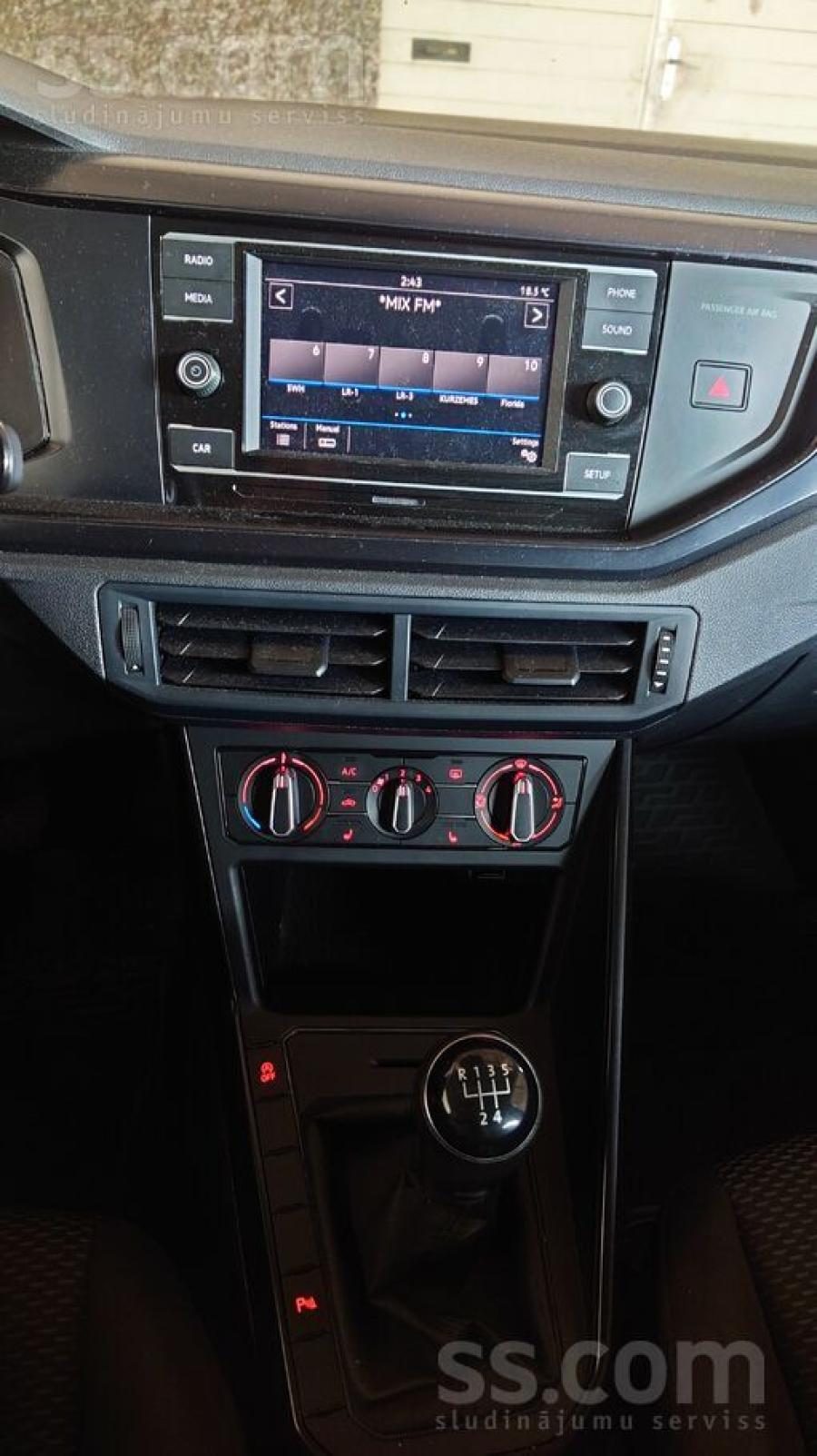 Balts Volkswagen Polo 2018 Rīga, ar dzinēja tilpumu 1.00 L un nobraukumu 118 tūkst. km par 5500 €, foto 14 vietnē AUTOMOTO.COM.LV