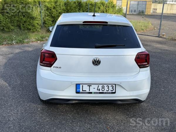 White Volkswagen Polo 2018 in Riga, with an engine capacity of 1.60 L and mileage of 289 thousand km for 5300 €, photo 5 on AUTOMOTO.COM.LV