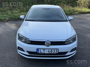White Volkswagen Polo 2018 in Riga, with an engine capacity of 1.60 L and mileage of 289 thousand km for 5300 €, photo 9 on AUTOMOTO.COM.LV