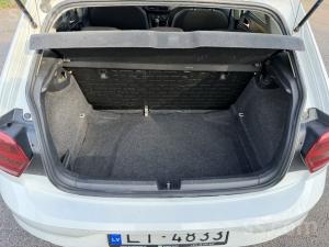 White Volkswagen Polo 2018 in Riga, with an engine capacity of 1.60 L and mileage of 289 thousand km for 5300 €, photo 15 on AUTOMOTO.COM.LV