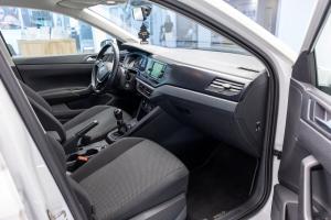 Белый Фольксваген Поло 2019 в Йыхви, объемом двигателя 1.60 л и пробегом 105 тыс. км за 8000 €, фото 15 на AUTOMOTO.COM.LV