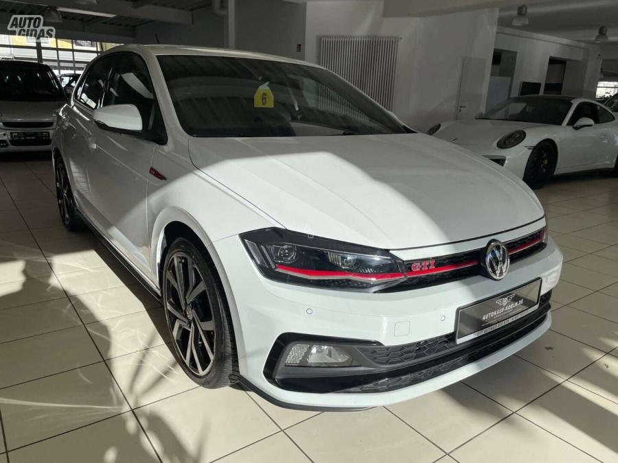 White Volkswagen Polo 2020 in Kaunas, with an engine capacity of 2.00 L and mileage of 47 thousand km for 23832 €, photo 4 on AUTOMOTO.COM.LV