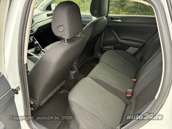 White Volkswagen Polo 2020 in Tallinn, with an engine capacity of 1.00 L and mileage of 73 thousand km for 9900 €, photo 2 on AUTOMOTO.COM.LV