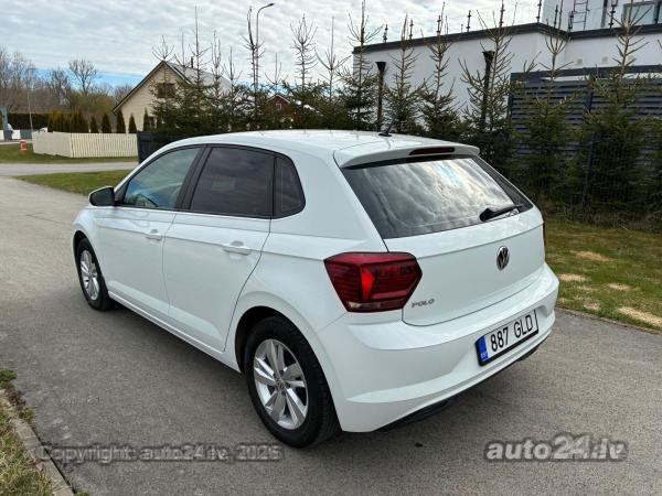 White Volkswagen Polo 2020 in Tallinn, with an engine capacity of 1.00 L and mileage of 73 thousand km for 9900 €, photo 7 on AUTOMOTO.COM.LV